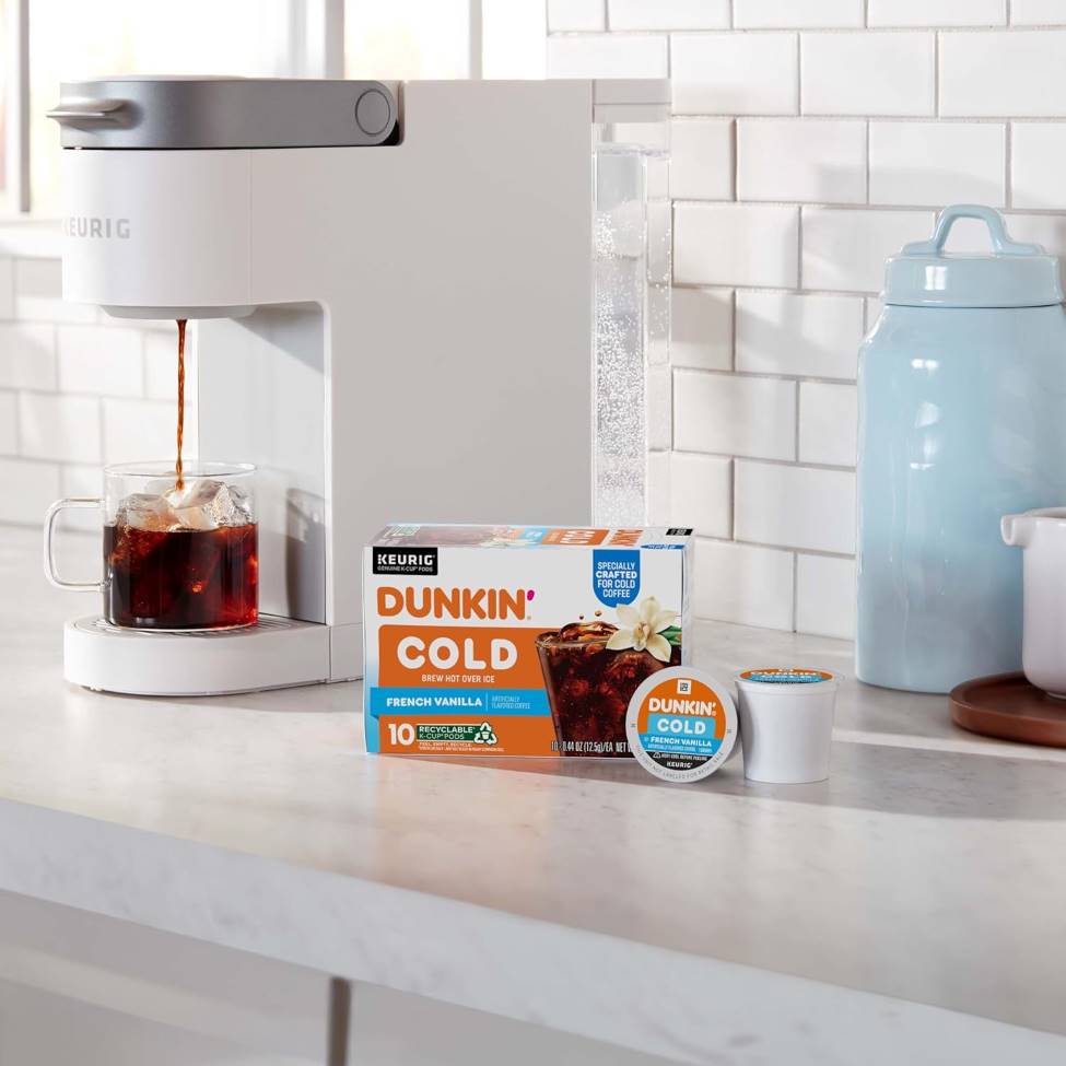Dunkin' Cold French Vanilla, Medium Roast, Keurig K-Cup Coffee Pods ...
